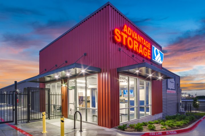 Self Storage Units in Lake Worth TX | Advantage Storage Lake Worth